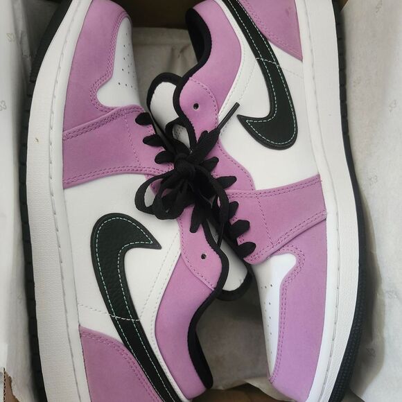 HTF Air Jordan 1 Low SE | Shoes | Htf Air Jordan Low Se Light Purple ...